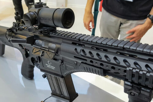 Milli Piyade Tüfeği MPT-76'nın ilk parti üretimi Türk Silahlı ...