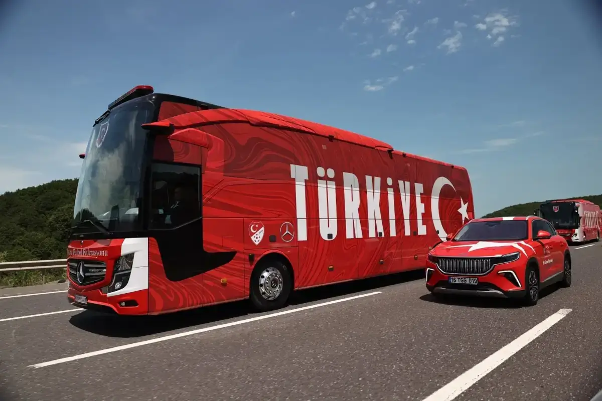 National Team Sent Off to the World Cup with a Togg Convoy